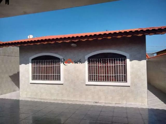 Casa / Sobrado para Venda em Itanhaém/SP Savoy 3 Quartos