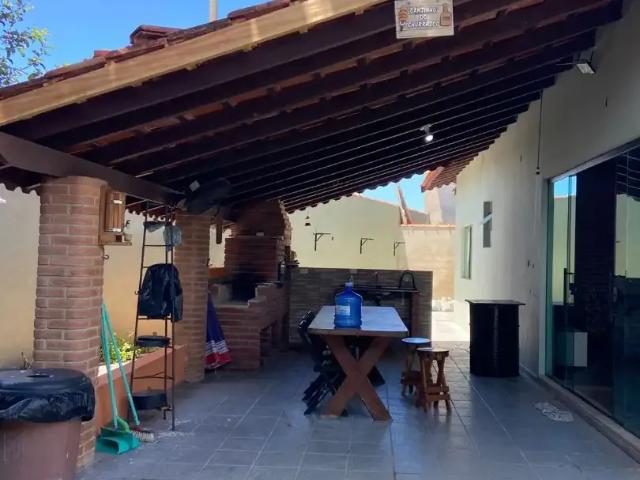 Casa / Sobrado para Venda em Itanhaém/SP Savoy 3 Quartos