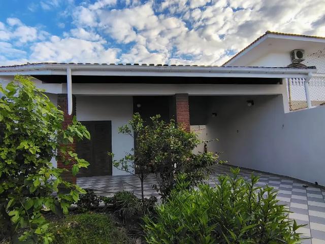 Casa / Sobrado para Venda em Itanhaém/SP Verde Mar 3 Quartos