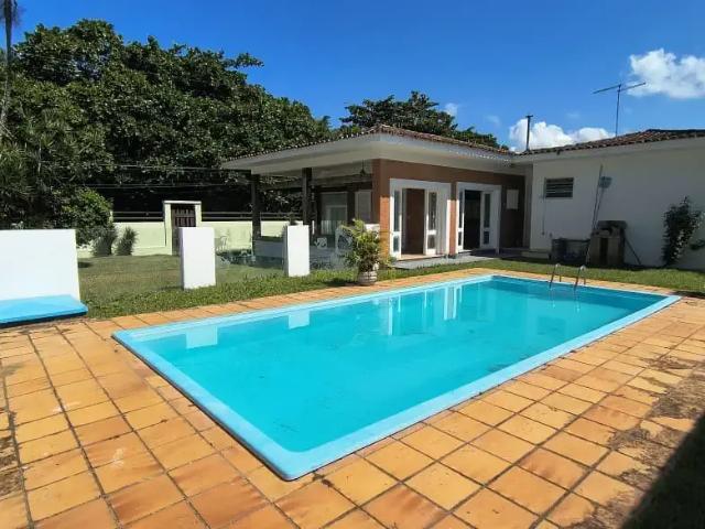 Casa / Sobrado para Venda em Itanhaém/SP Vila Loty 4 Quartos