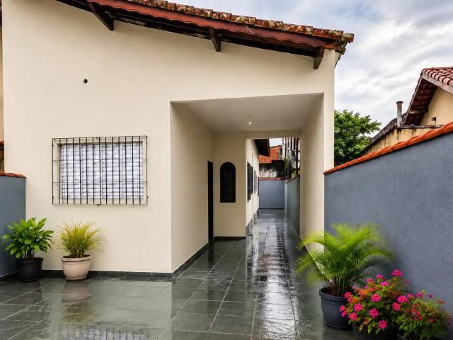 Casa / Sobrado para Venda em Itanhaém/SP Vila Loty 2 Quartos