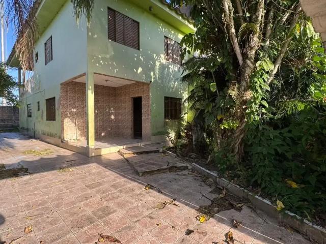 Casa / Sobrado para Venda em Itanhaém/SP Vila Loty 3 Quartos