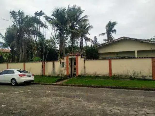 Casa / Sobrado para Venda em Itanhaém/SP Vila Loty 3 Quartos
