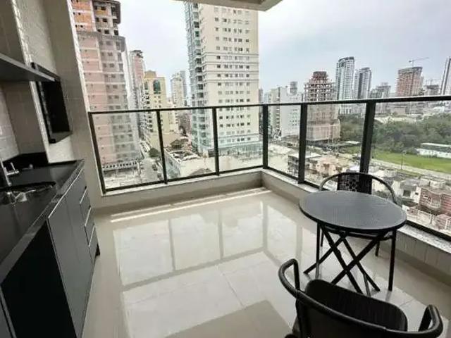 Casa / Sobrado para Venda em Itapema/SC Meia Praia