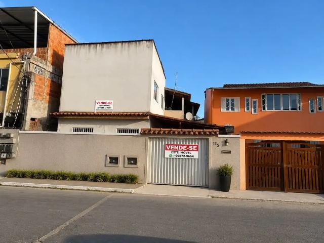 Casa / Sobrado para Venda em Itapemirim/ES Praia de Itaipava 6 Quartos