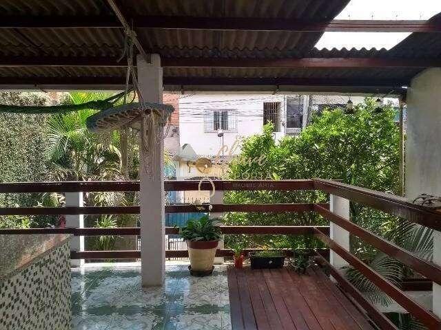 Casa / Sobrado para Venda em Itapecerica da Serra/SP Jardim Santa Júlia 3 Quartos