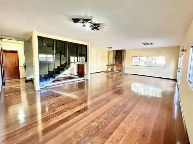 Casa / Sobrado para Venda em Itapetininga/SP Vila Maria 4 Quartos