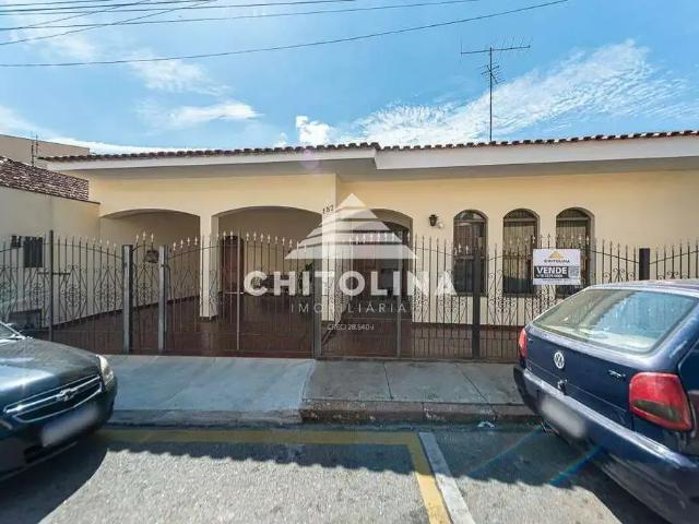 Casa / Sobrado para Venda em Itapetininga/SP Centro 3 Quartos