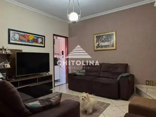 Casa / Sobrado para Venda em Itapetininga/SP Jardim Brasil 3 Quartos