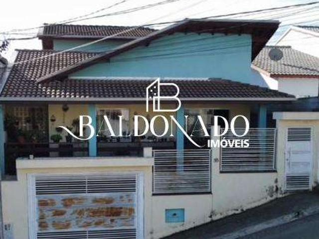 Casa / Sobrado para Venda em Itapeva/MG Centro 3 Quartos