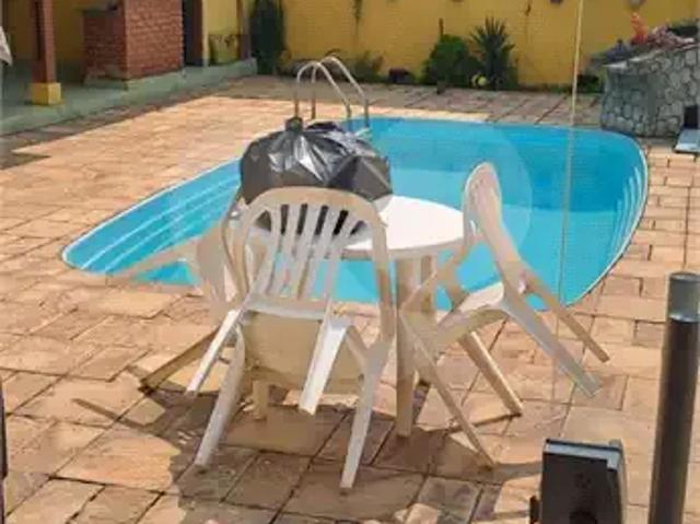 Casa / Sobrado para Venda em Itapevi/SP Jardim Nova Itapevi 4 Quartos