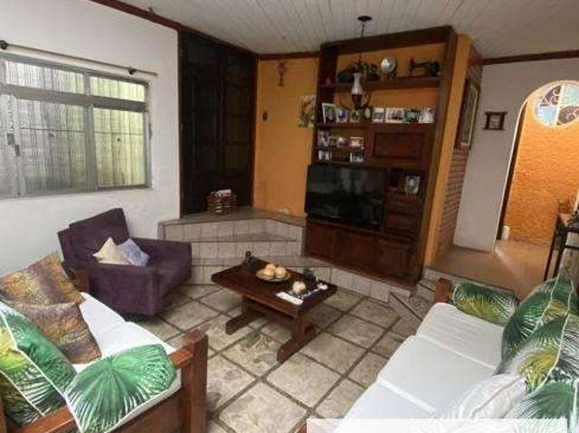 Casa / Sobrado para Venda em Itapevi/SP Jardim Dona Elvira 5 Quartos