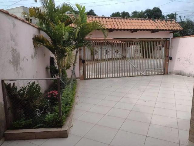 Casa / Sobrado para Venda em Itapevi/SP Vila Santa Flora 4 Quartos