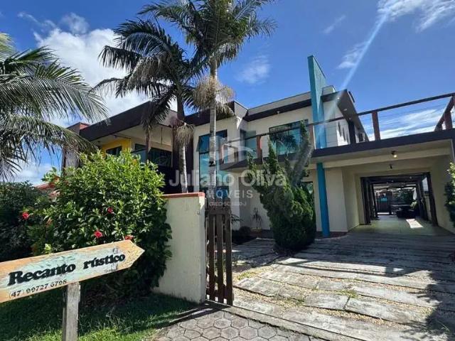 Casa / Sobrado para Venda em Itapoá/SC Volta ao mundo 4 Quartos
