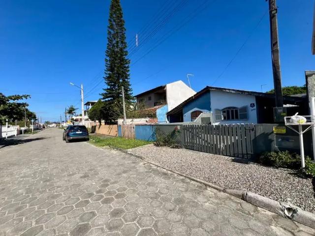 Casa / Sobrado para Venda em Itapoá/SC Barra do Sai 3 Quartos