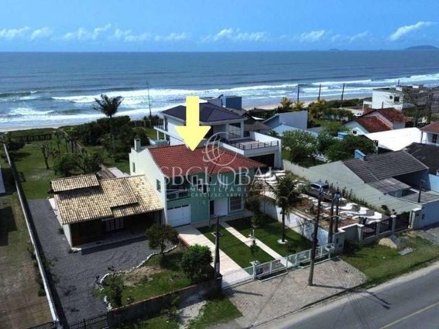 Casa / Sobrado para Venda em Itapoá/SC Barra do Sai 3 Quartos