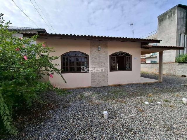 Casa / Sobrado para Venda em Itapoá/SC Barra do Sai 2 Quartos