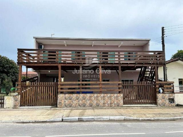 Casa / Sobrado para Venda em Itapoá/SC Brasília 8 Quartos