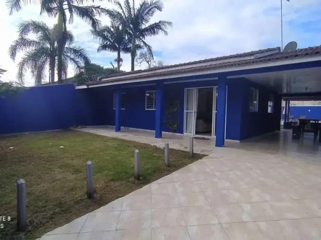 Casa / Sobrado para Venda em Itapoá/SC Brasília 3 Quartos
