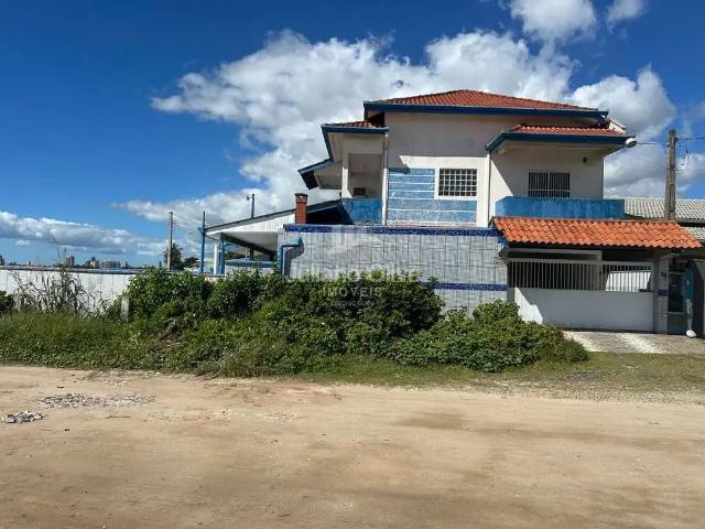 Casa / Sobrado para Venda em Itapoá/SC Brasília 3 Quartos