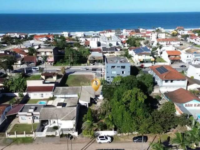 Casa / Sobrado para Venda em Itapoá/SC Cambijú 2 Quartos