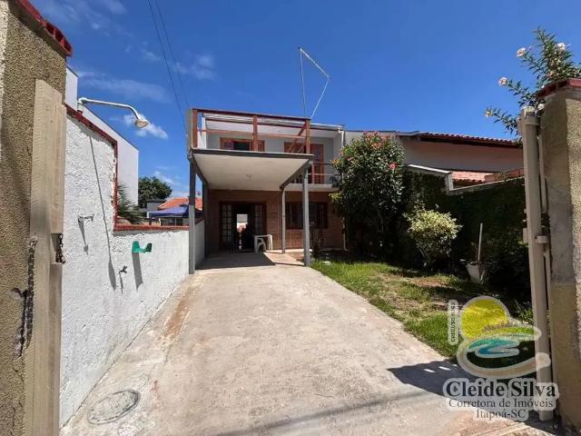 Casa / Sobrado para Venda em Itapoá/SC Cambijú 5 Quartos