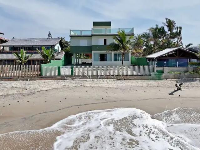 Casa / Sobrado para Venda em Itapoá/SC Cambijú 5 Quartos