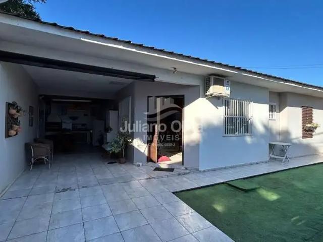 Casa / Sobrado para Venda em Itapoá/SC Centro 3 Quartos