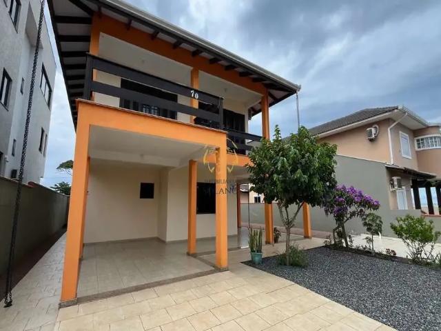 Casa / Sobrado para Venda em Itapoá/SC Centro 5 Quartos