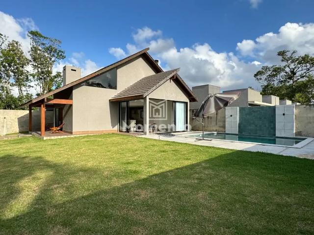 Casa / Sobrado para Venda em Itapoá/SC Mariluz 3 Quartos