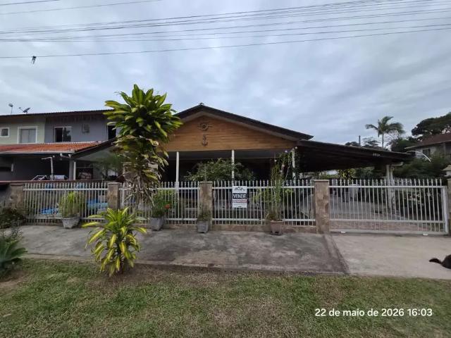 Casa / Sobrado para Venda em Itapoá/SC Paese 3 Quartos
