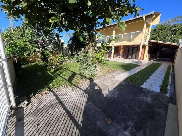 Casa / Sobrado para Venda em Itapoá/SC Praia Continental 3 Quartos