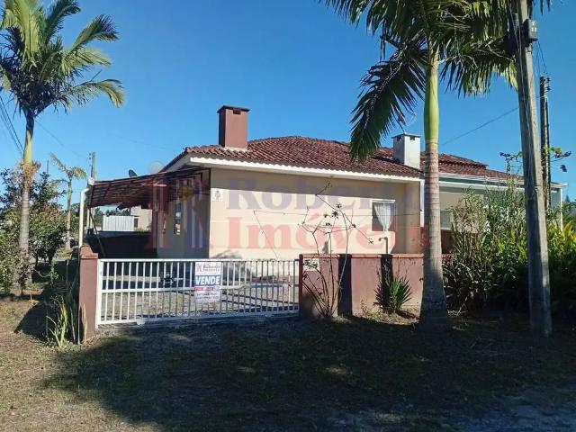 Casa / Sobrado para Venda em Itapoá/SC Praia das Palmeiras 2 Quartos