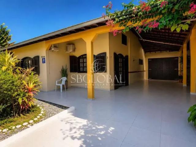 Casa / Sobrado para Venda em Itapoá/SC Rainha do Mar 3 Quartos