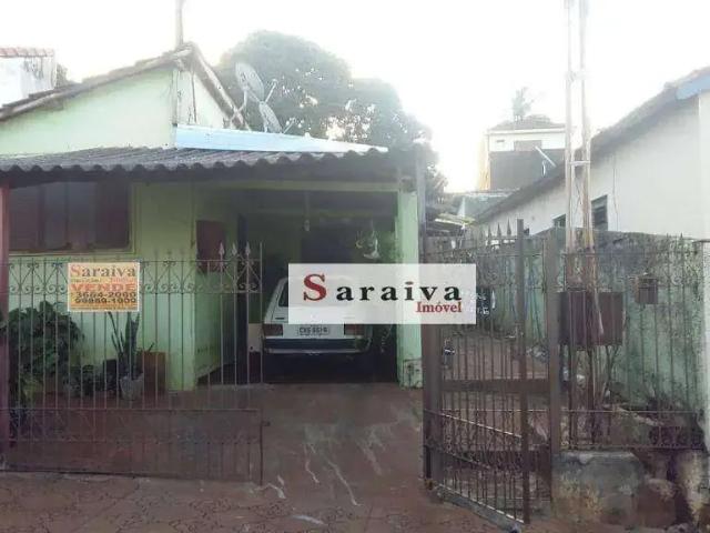 Casa / Sobrado para Venda em Itapuí/SP Centro 3 Quartos