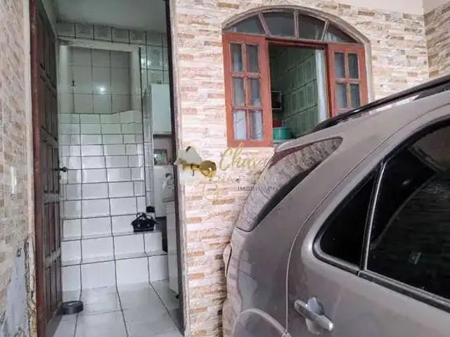 Casa / Sobrado para Venda em Itaquaquecetuba/SP Parque Residencial Califórnia 3 Quartos