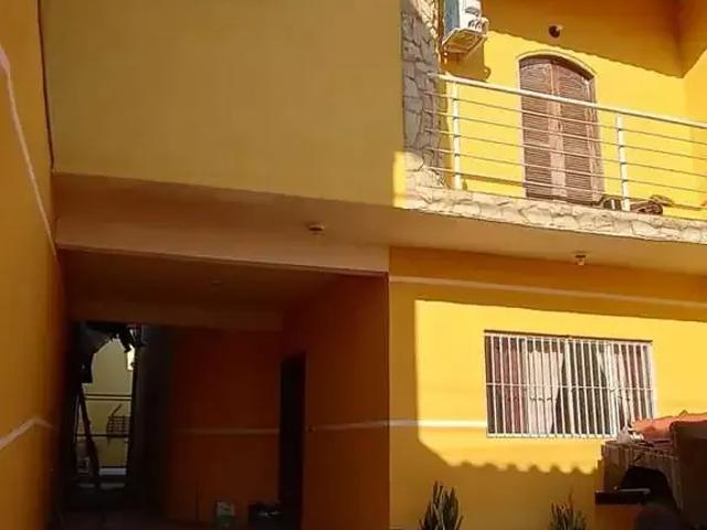 Casa / Sobrado para Venda em Itaquaquecetuba/SP Residencial Flamboyant 4 Quartos