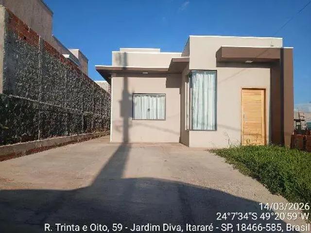 Casa / Sobrado para Venda em Itararé/SP Centro 2 Quartos