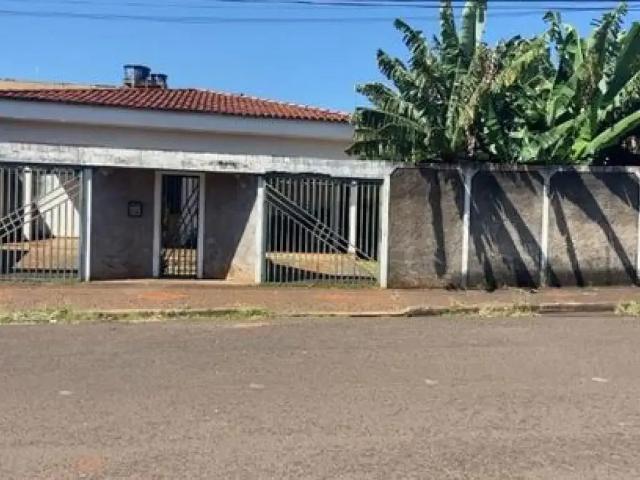 Casa / Sobrado para Venda em Ituiutaba/MG Centro