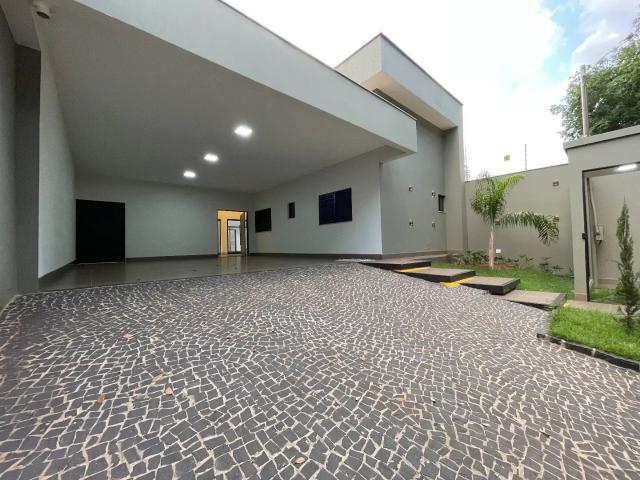 Casa / Sobrado para Venda em Itumbiara/GO Vilage Beira Rio 3 Quartos