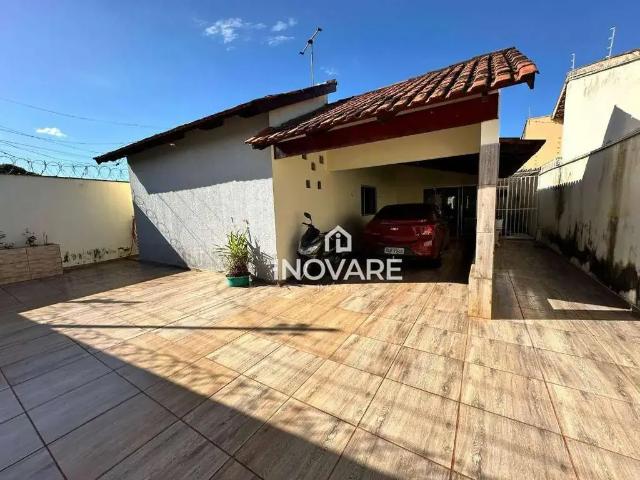 Casa / Sobrado para Venda em Itumbiara/GO Cidade Jardim 3 Quartos