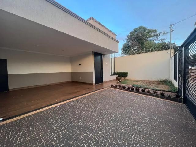 Casa / Sobrado para Venda em Itumbiara/GO Jardim Morumbi 3 Quartos