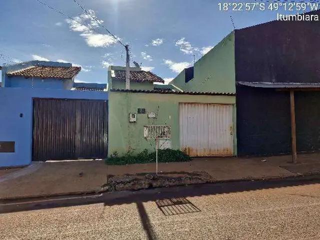 Casa / Sobrado para Venda em Itumbiara/GO Parque Vale dos Buritys III 2 Quartos