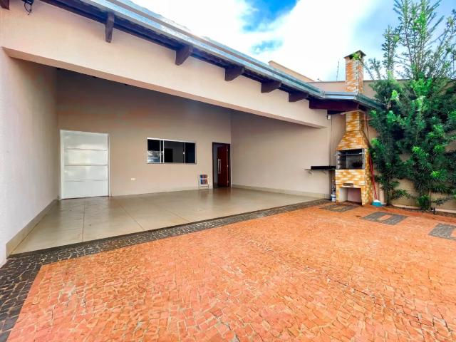 Casa / Sobrado para Venda em Itumbiara/GO Setor Afonso Pena 3 Quartos