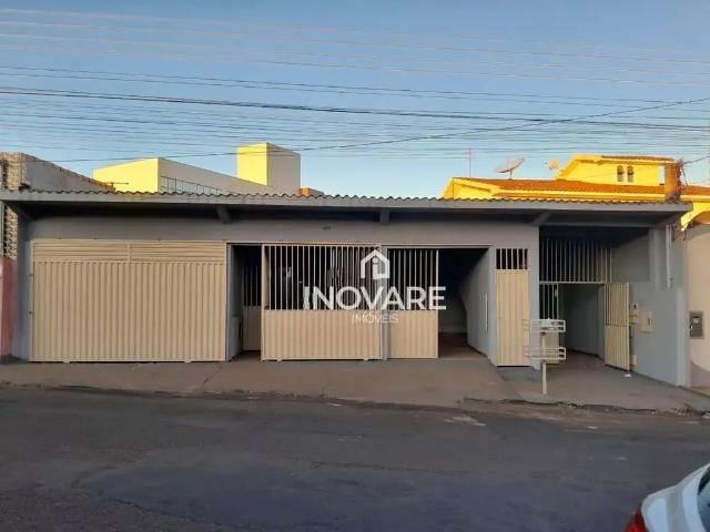 Casa / Sobrado para Venda em Itumbiara/GO Setor Central 11 Quartos