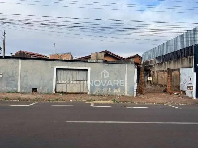 Casa / Sobrado para Venda em Itumbiara/GO Setor Oeste 3 Quartos