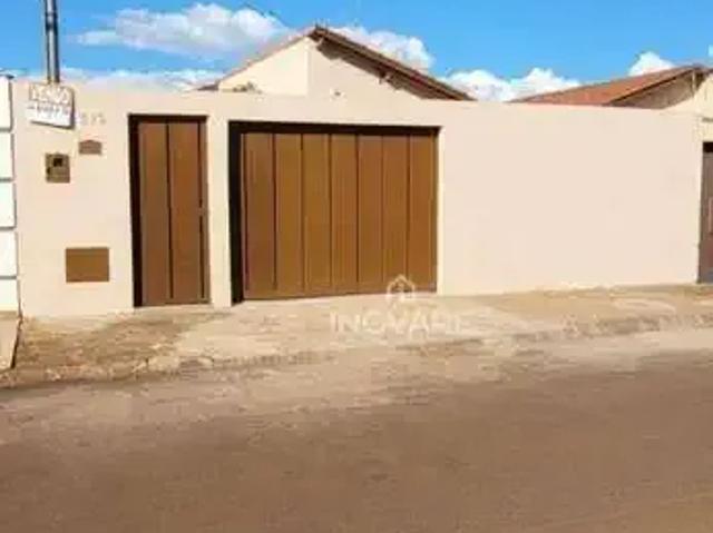 Casa / Sobrado para Venda em Itumbiara/GO Setor Paranaíba 2 Quartos