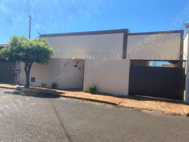 Casa / Sobrado para Venda em Itumbiara/GO Setor Santos Dumont 2 Quartos