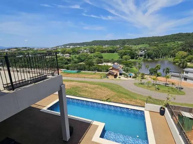 Casa / Sobrado para Venda em Itupeva/SP Serra Azul 6 Quartos