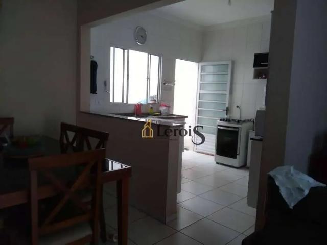Casa / Sobrado para Venda em Itu/SP Vila Lívia 3 Quartos